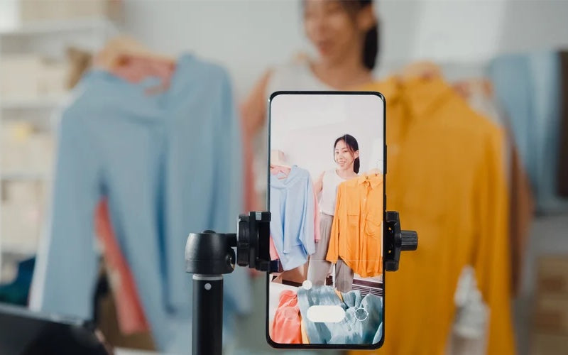Live Selling: Revolutionizing the Retail Landscape – What What